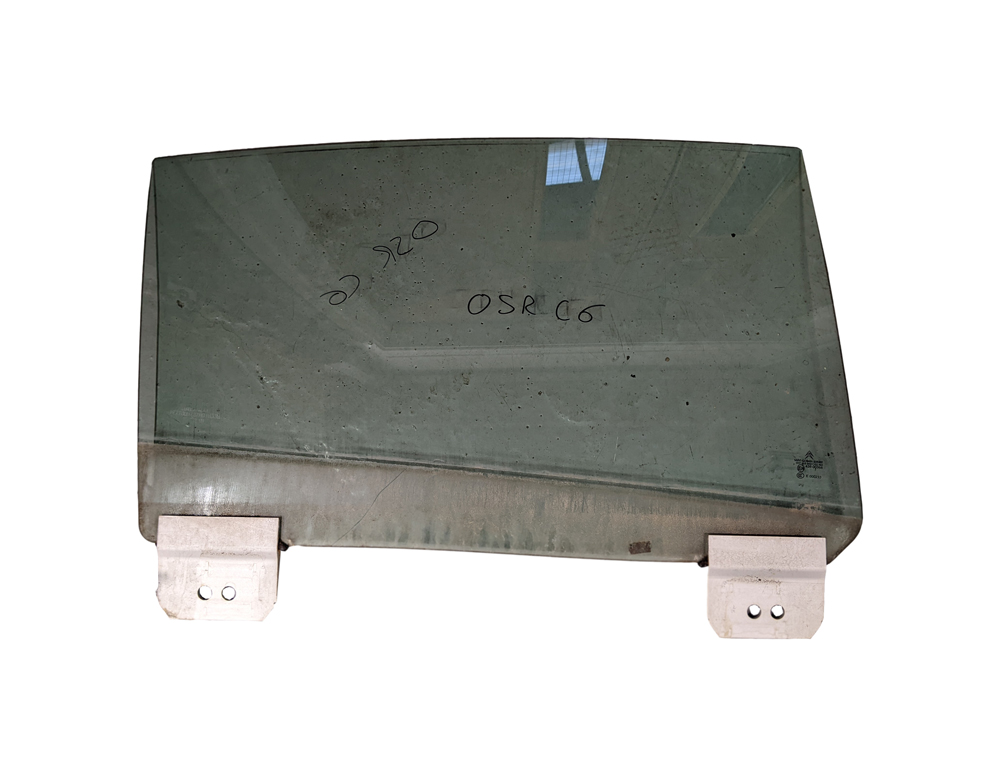 C6 Window/Glass, Rear Right -secondhand 9204J7 - The Chevronic Centre