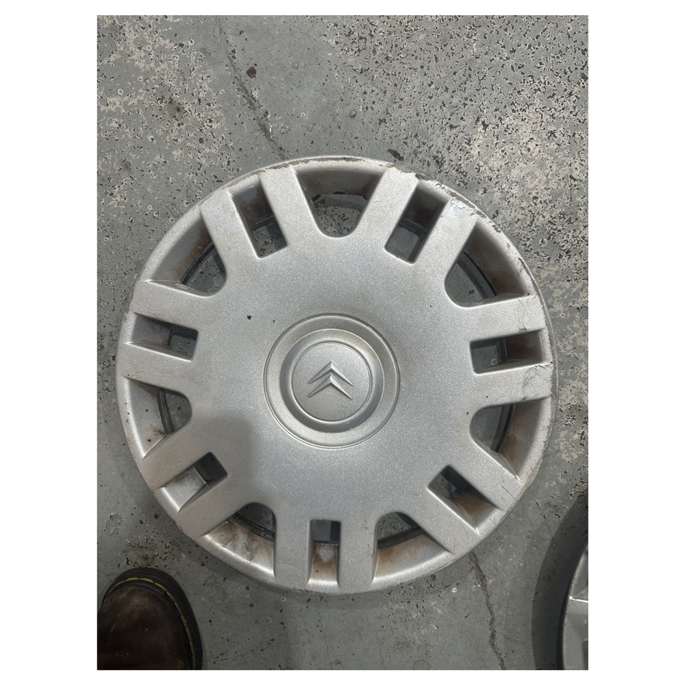 Citroen Xsara Picasso Hub Cap - USED - The Chevronic Centre